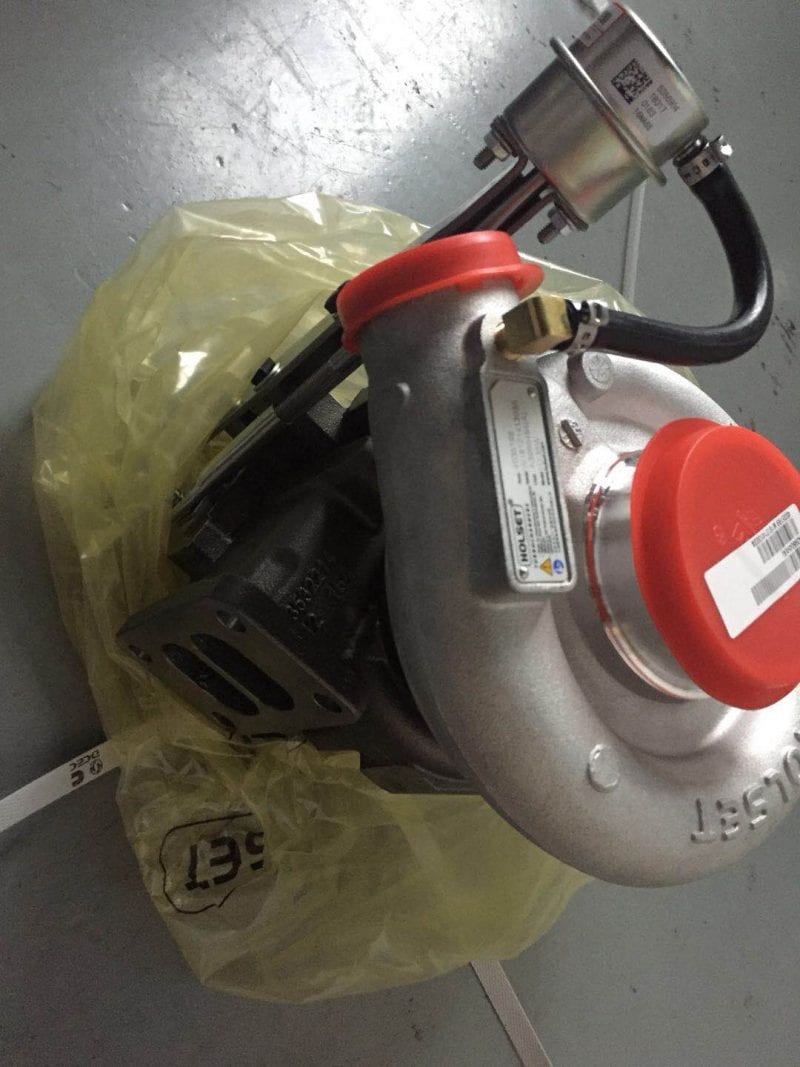 Turbocharger 3960404 DCEC Cummins Genuine Parts 6B Series